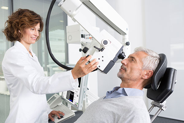 Flex Module used in first human aqueous angiography study | Heidelberg ...